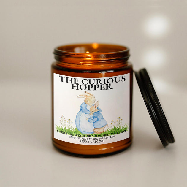 The Curious Hopper Soy Candle – Chamomile, Herbs & Black Tea